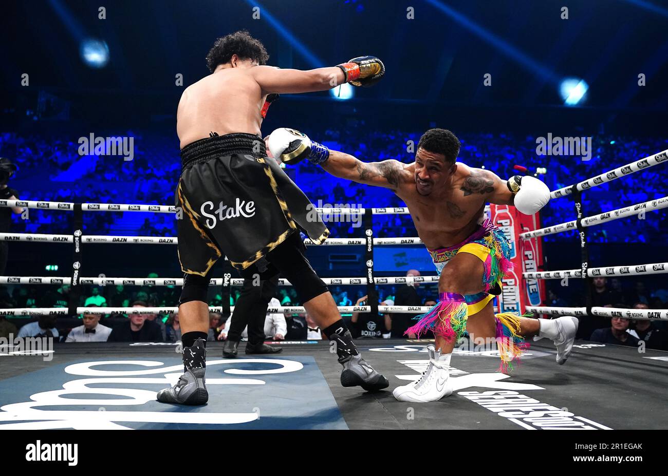 Salt Papi (left) and Anthony Taylor in action in the Cruiserweight bout ...