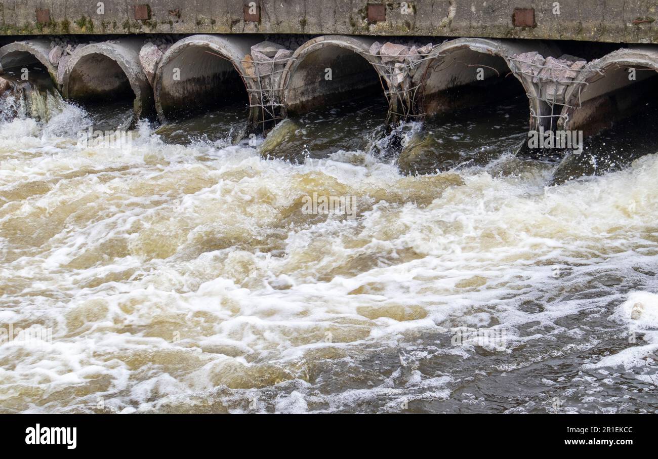 Environmental pollution, environmental disaster. Discharge of polluted ...