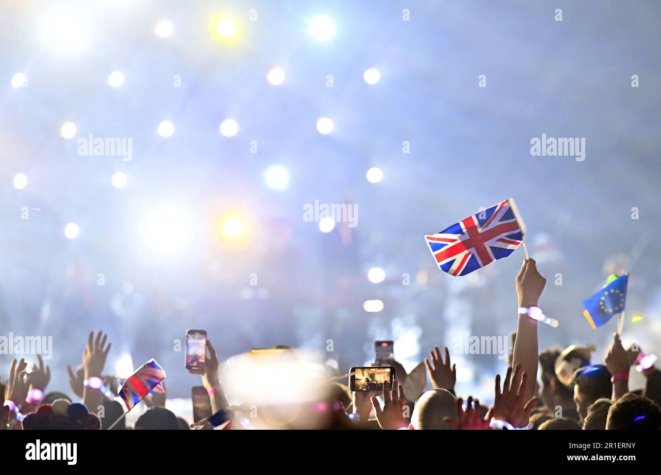 Liverpool, UK. 13th May, 2023. Spectators cheer during the final of the ...