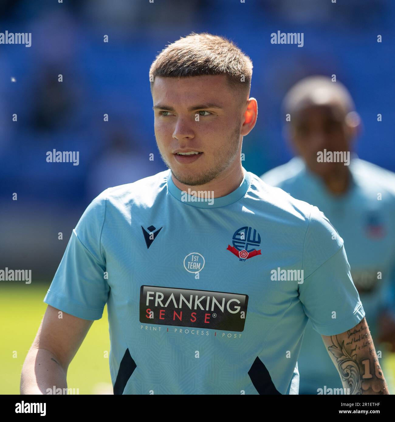 Aaron Morley #16 of Bolton Wanderers warming up during the Sky Bet ...