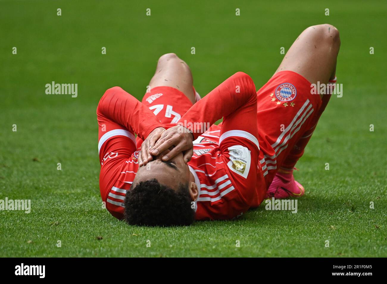 Full length action injured injury hi-res stock photography and images ...