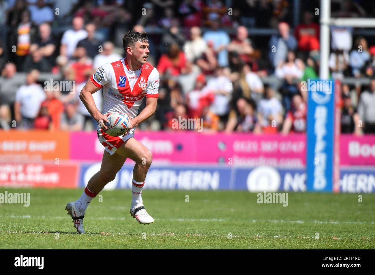 St. Helens, England - 13th May 2023 - Lewis Dodd of St Helens. Rugby ...