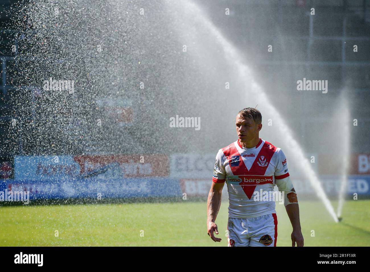 James roby clapping 2023 hi-res stock photography and images - Alamy
