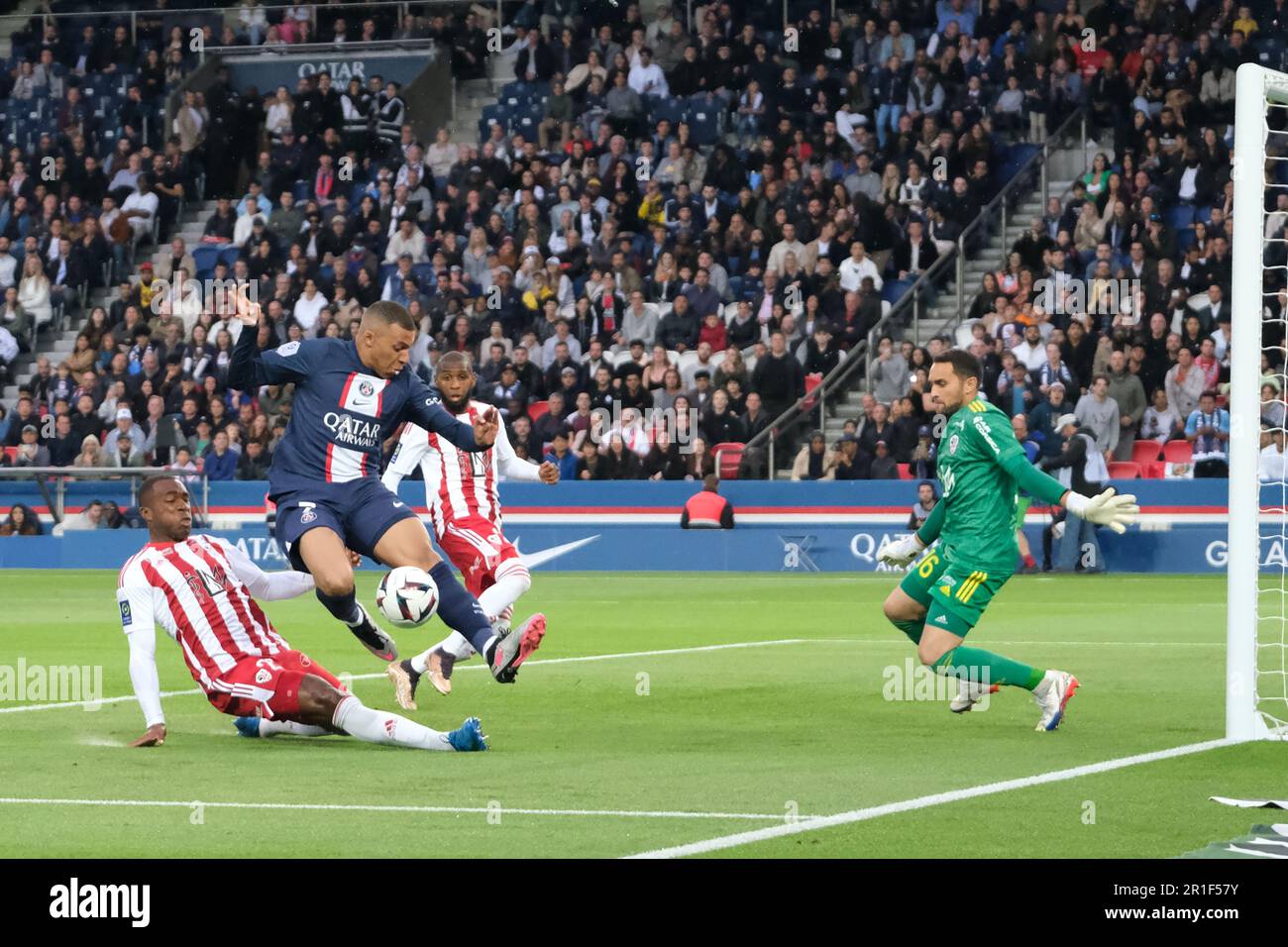 Kylian mbappe psg 2023 hi-res stock photography and images - Alamy