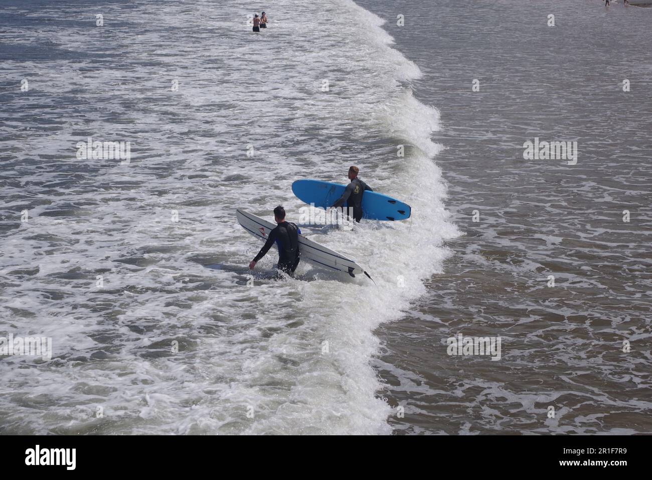 Surfing ingles hi-res stock photography and images - Alamy