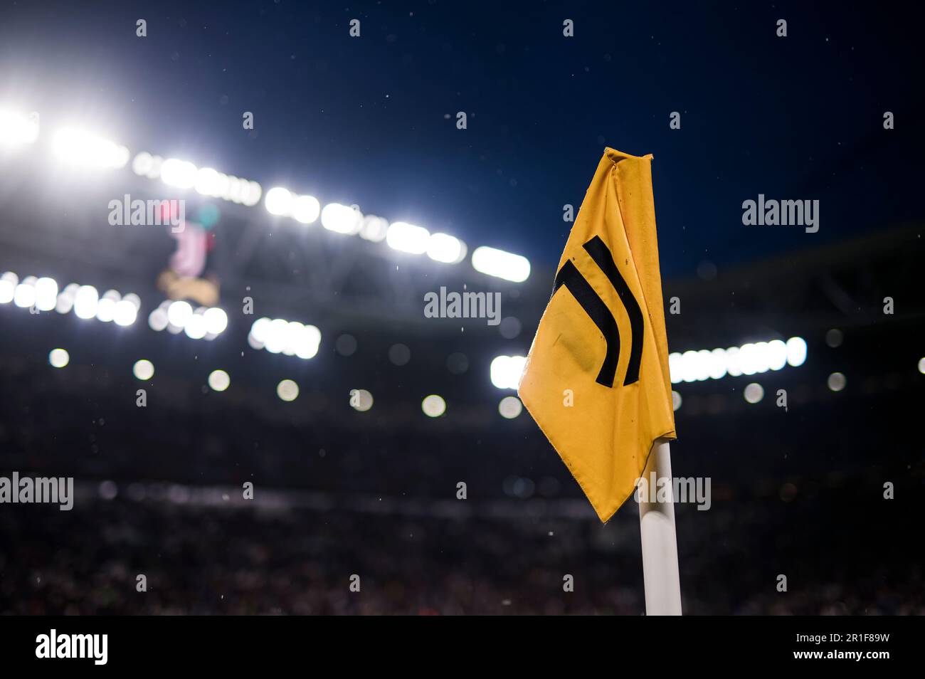 Sevilla football logo hi-res stock photography and images - Alamy