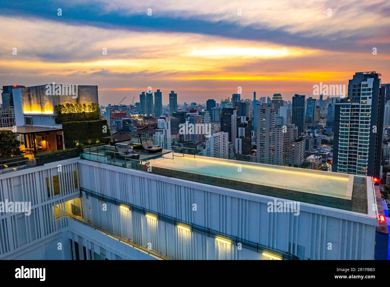 Watthana bangkok hi-res stock photography and images - Alamy
