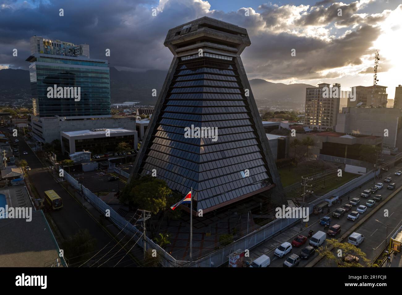 Beautiful aerial view of the Metropolitan Central Park La Sabana in ...