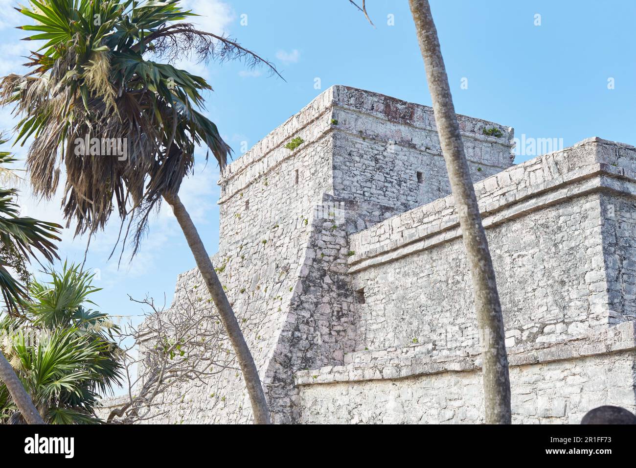 The scenic ruins of Tulum, the only ancient Mayan city built on a cliff ...