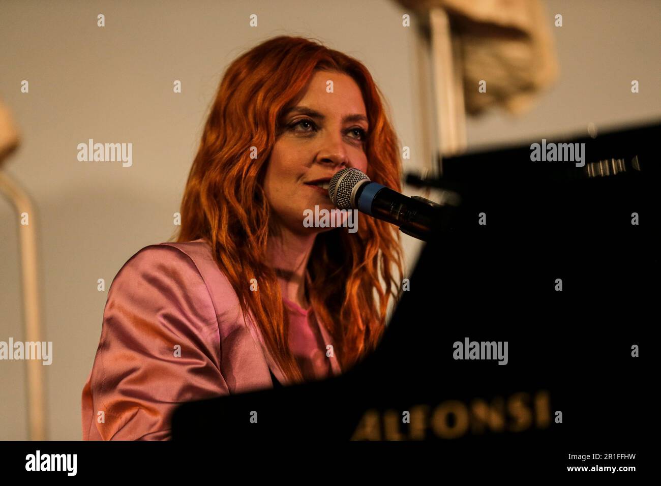 Arduino image hi-res stock photography and images - Alamy