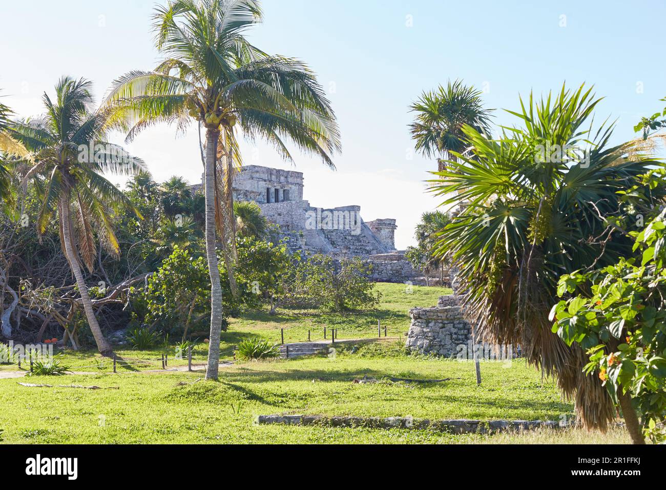 The scenic ruins of Tulum, the only ancient Mayan city built on a cliff ...