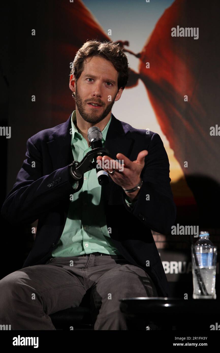 Aron Ralston conducts a Q&A session with Richard Glover at the ...