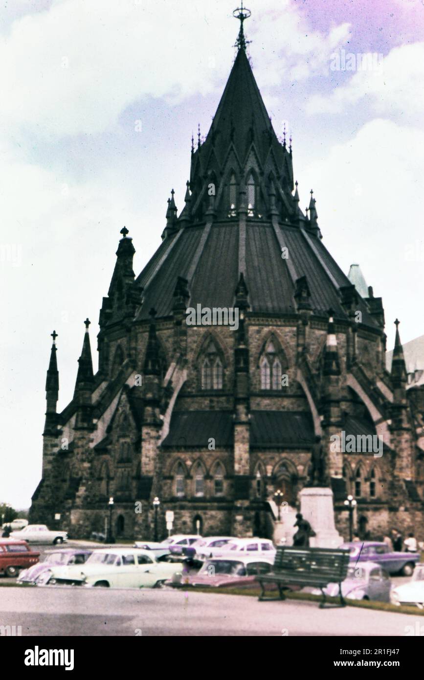 Gothic revival architecture hi-res stock photography and images - Alamy