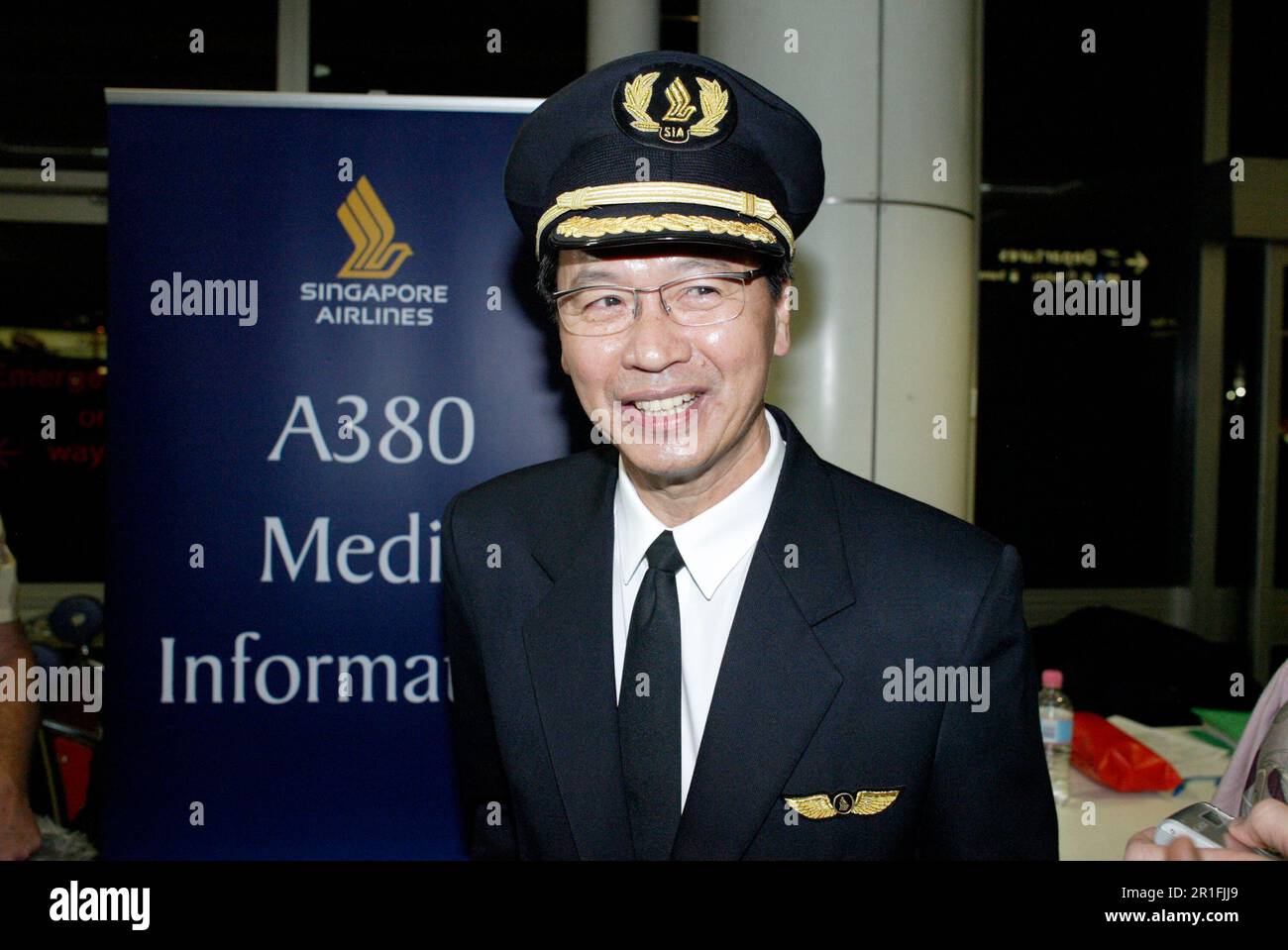 Captain Robert Ting, pilot of the first commercial Singapore Airlines ...