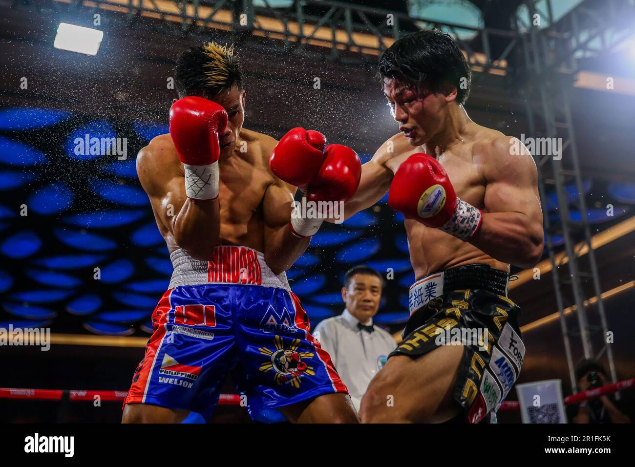 Paranaque City, Philippines. 13th May, 2023. Weljon Mindoro (L) of the ...