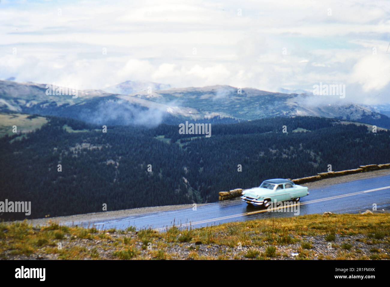 1950s car driving in mountains hi-res stock photography and images - Alamy