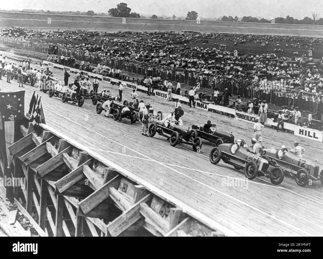 Automobile racing hi-res stock photography and images - Alamy