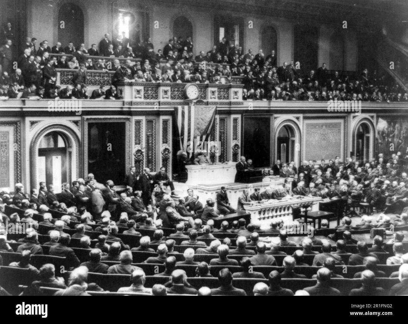 Archival Photo: President Woodrow Wilson addressing joint session of ... Archival Photo: President Woodrow Wilson addressing joint session of ...