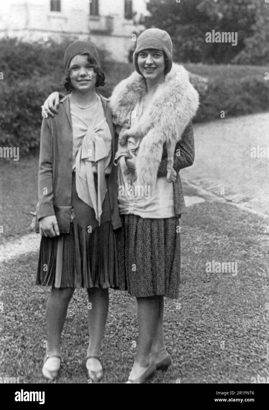 Elizabeth holcomb hi-res stock photography and images - Alamy