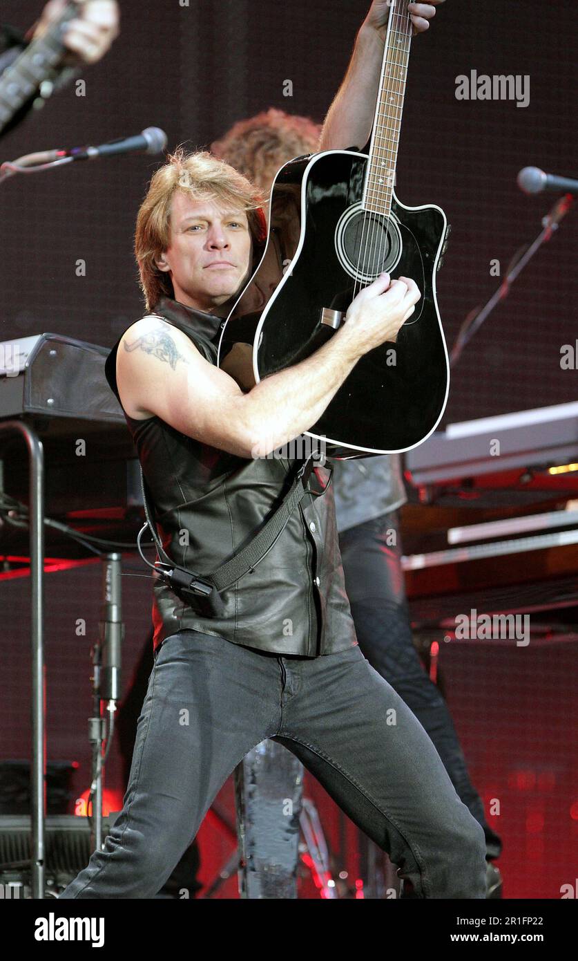 Jon Bon Jovi Bon Jovi performing live in concert on 'The Circle Tour ...