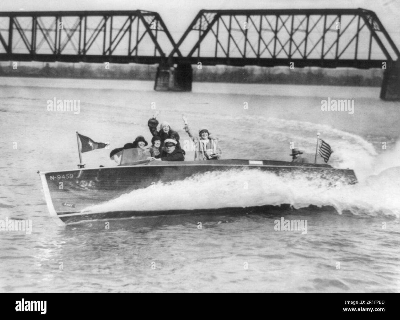 Fanny dial hi-res stock photography and images - Alamy