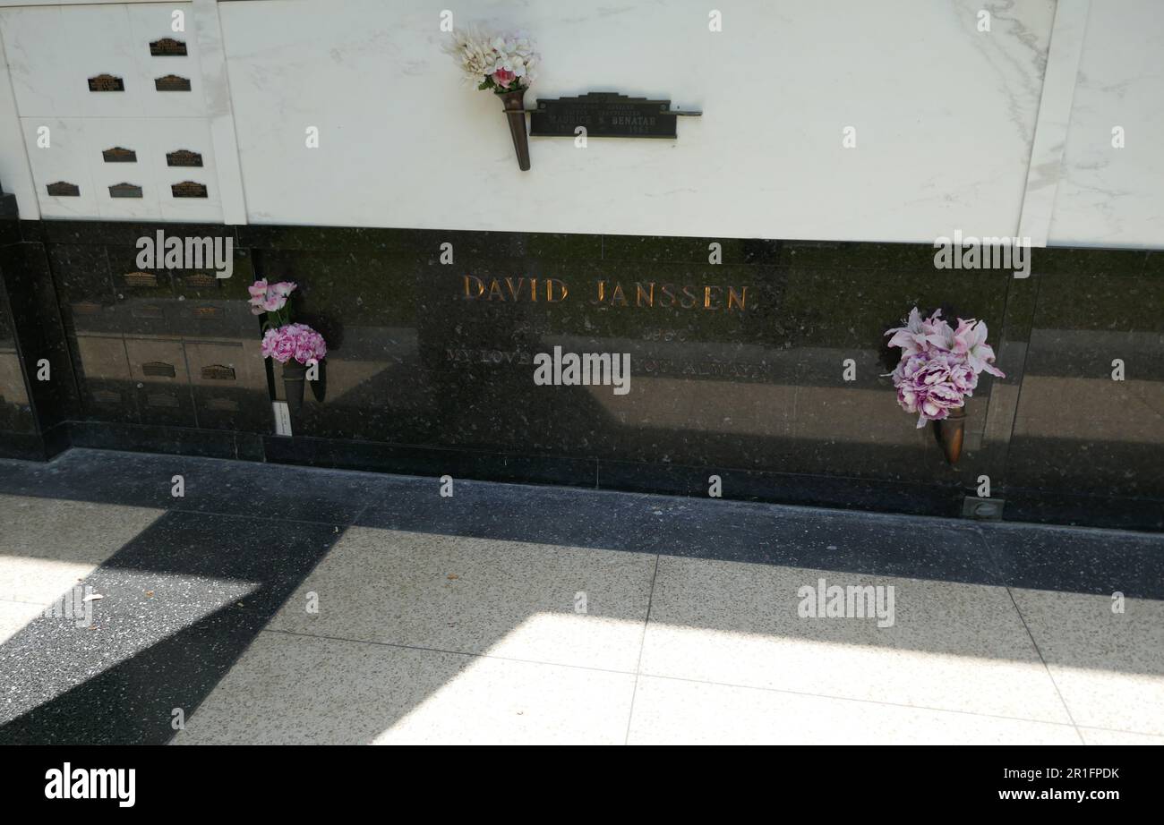 Los Angeles, California, USA 12th May 2023 Actor David Janssen Grave in ...