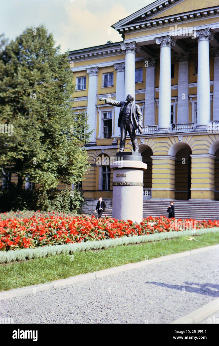 Smolny, historical and memorial Museum, government of Saint Petersburg ...