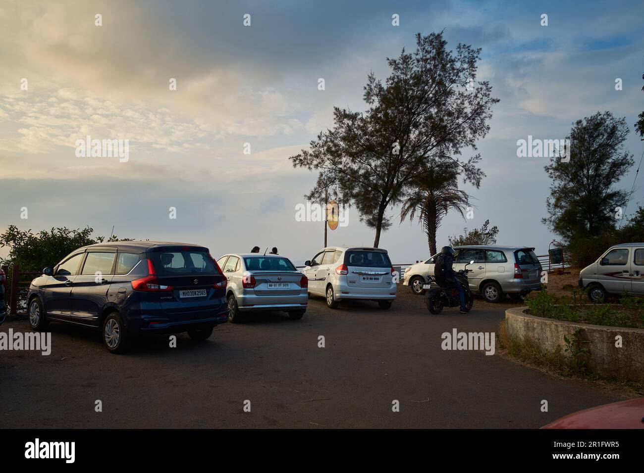 A monsoon evening in a typical view point in Mahabaleshwar, Maharashtra ...