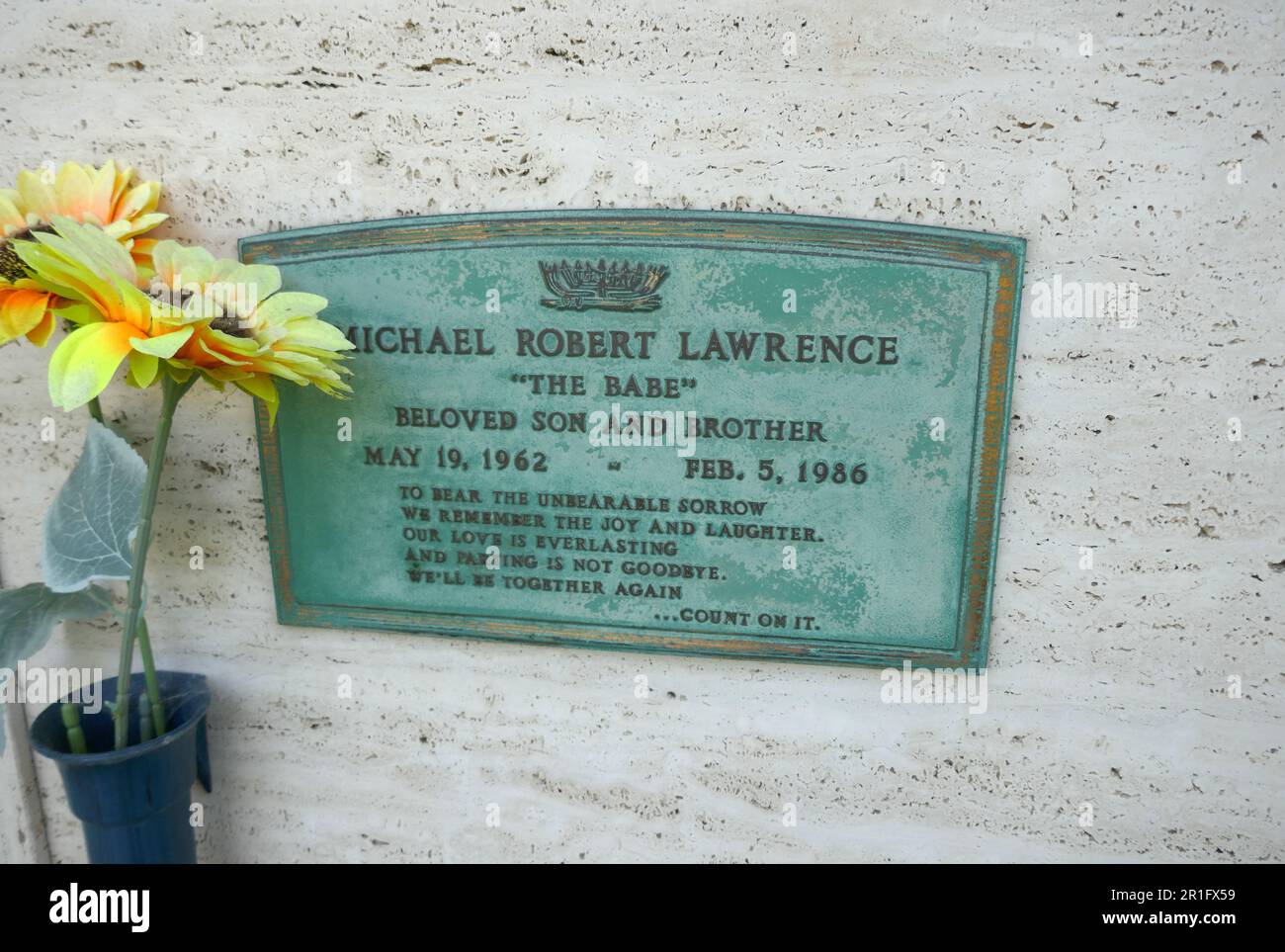 Los Angeles, California, USA 12th May 2023 Michael Robert Lawrence Grave at Hillside Memorial ...
