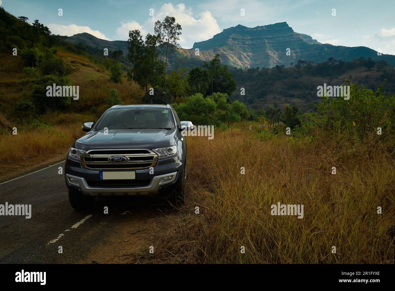 A beautiful drive through the Sahyadri Mountains of Maharashtra. This ...