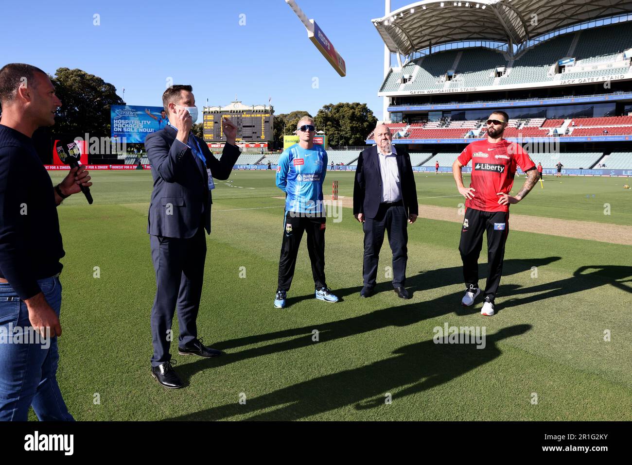 ADELAIDE, AUSTRALIA - DECEMBER 09: Bat toss with captains Peter Siddle ...