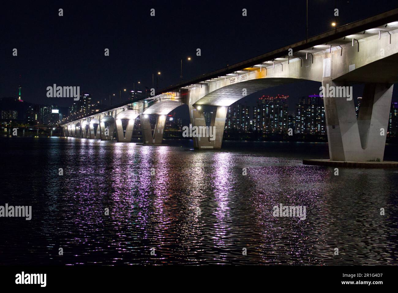 The han river park hi-res stock photography and images - Alamy
