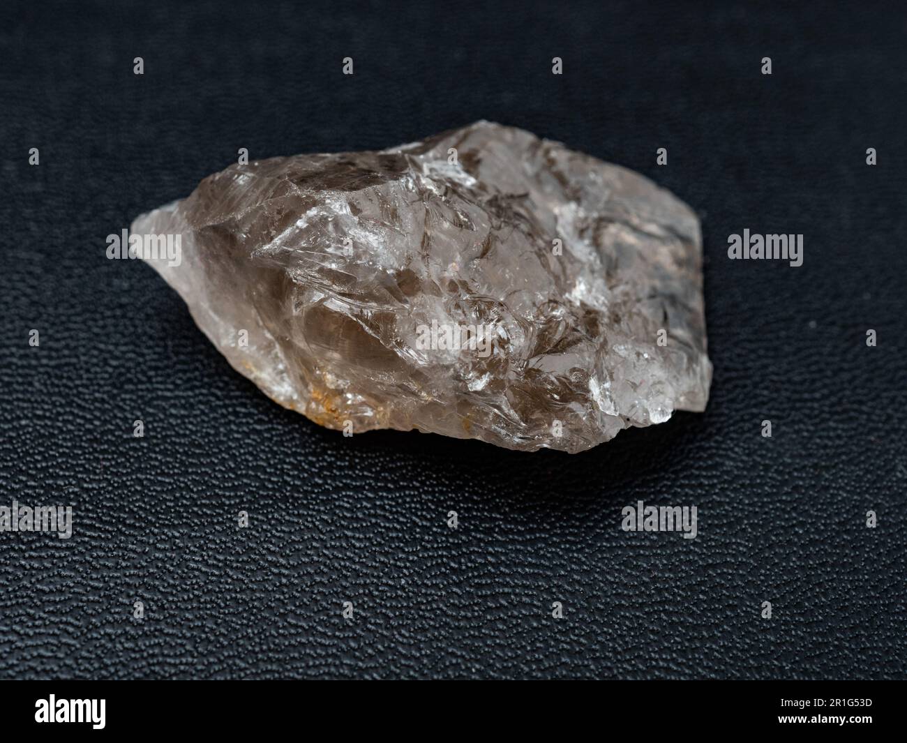 Smoke quartz hi-res stock photography and images - Alamy