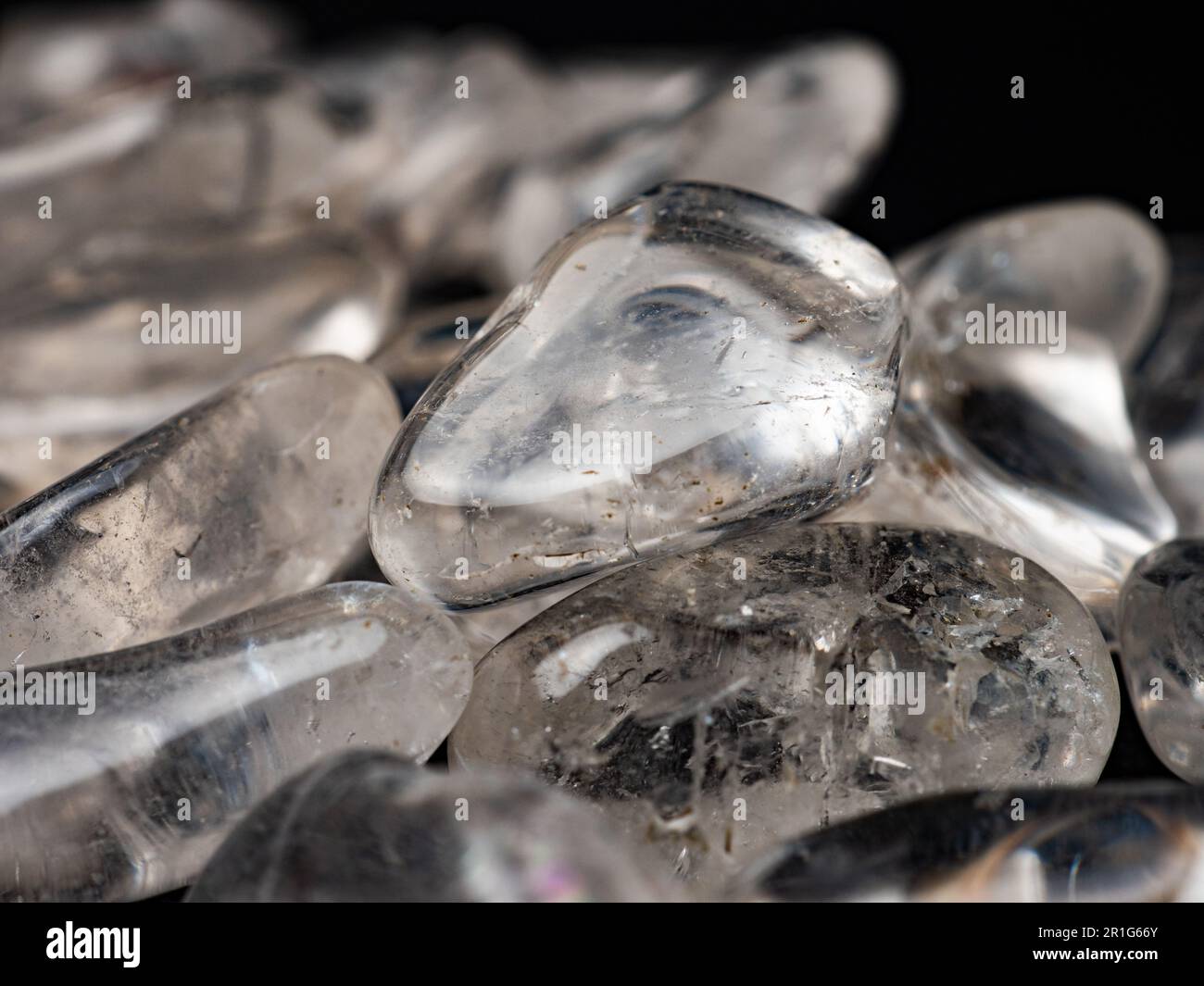 Macro shoot of tumbled quartz crystal clear for healing Stock Photo - Alamy