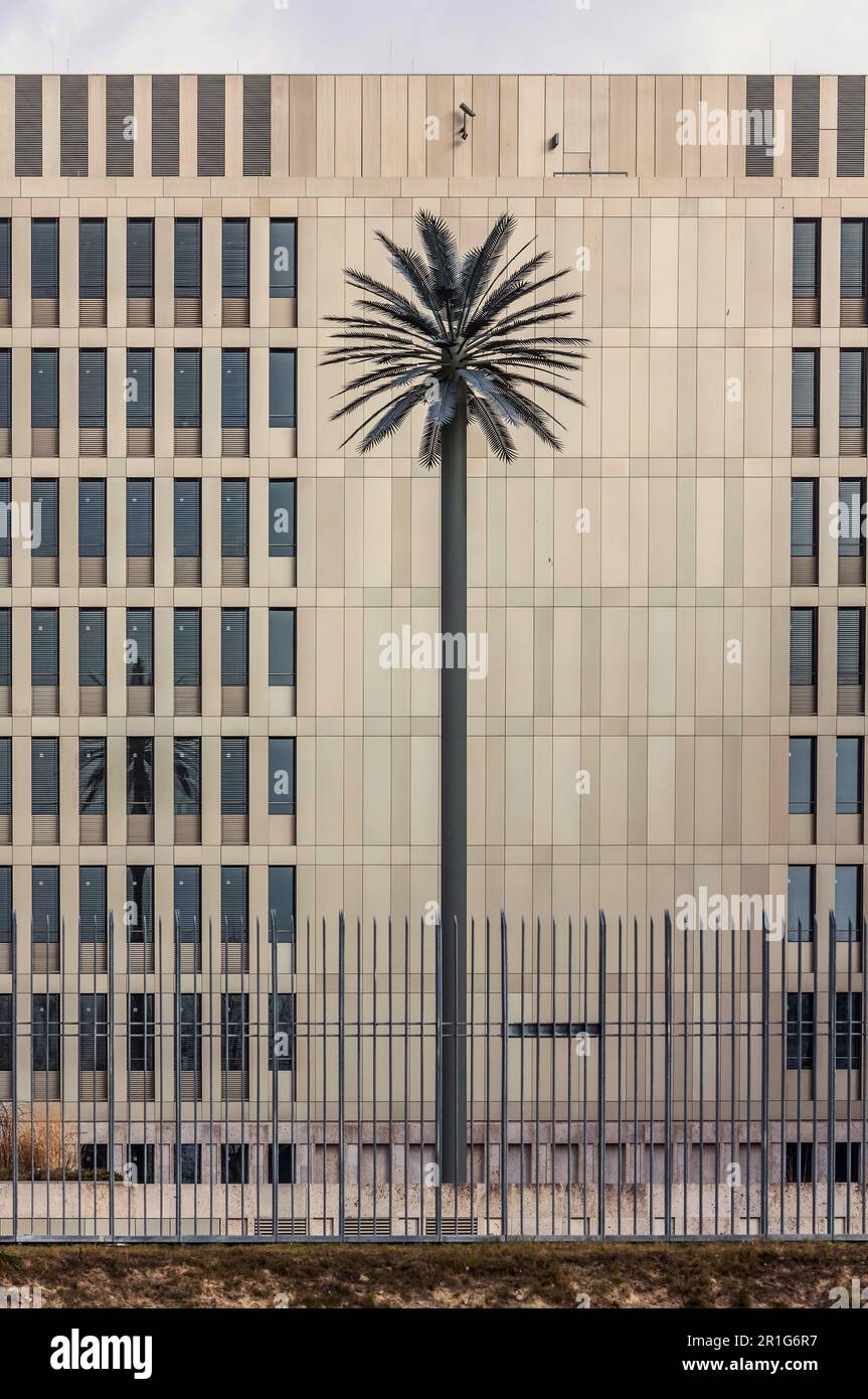 Form exterior hi-res stock photography and images - Alamy