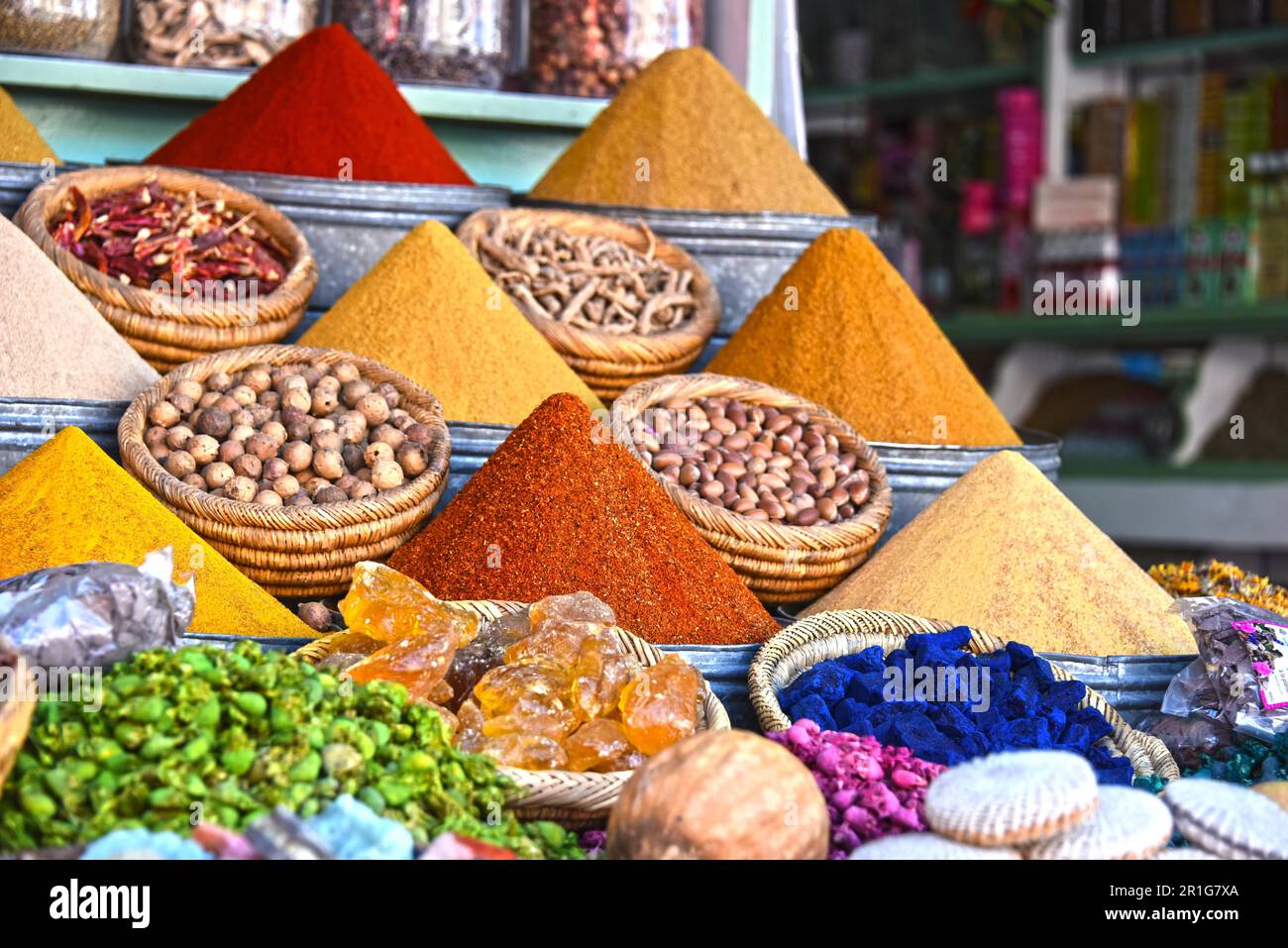 Variety of spices on the arab street market stall Stock Photo - Alamy