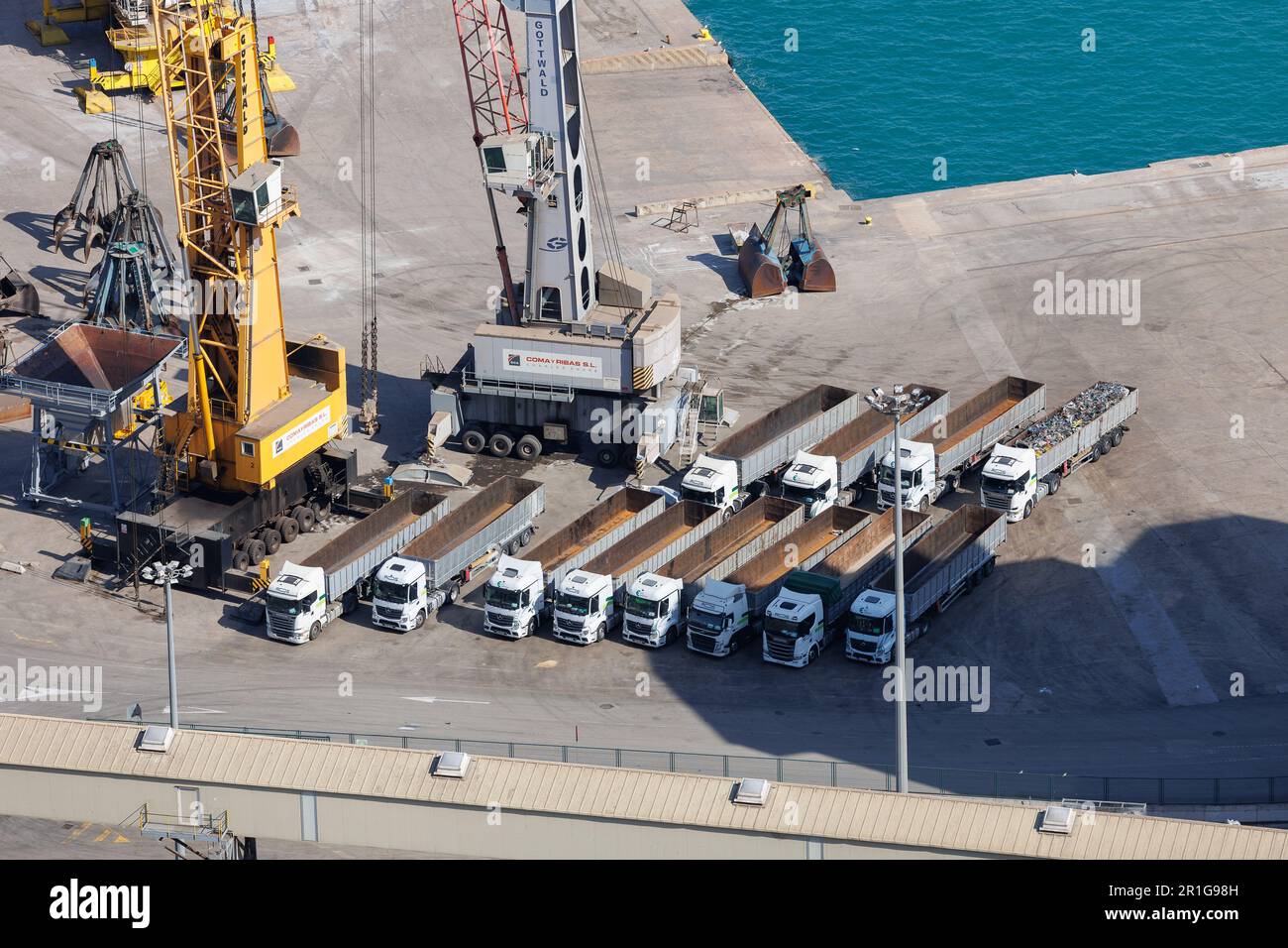 Top view truck loading tractor hi-res stock photography and images - Alamy
