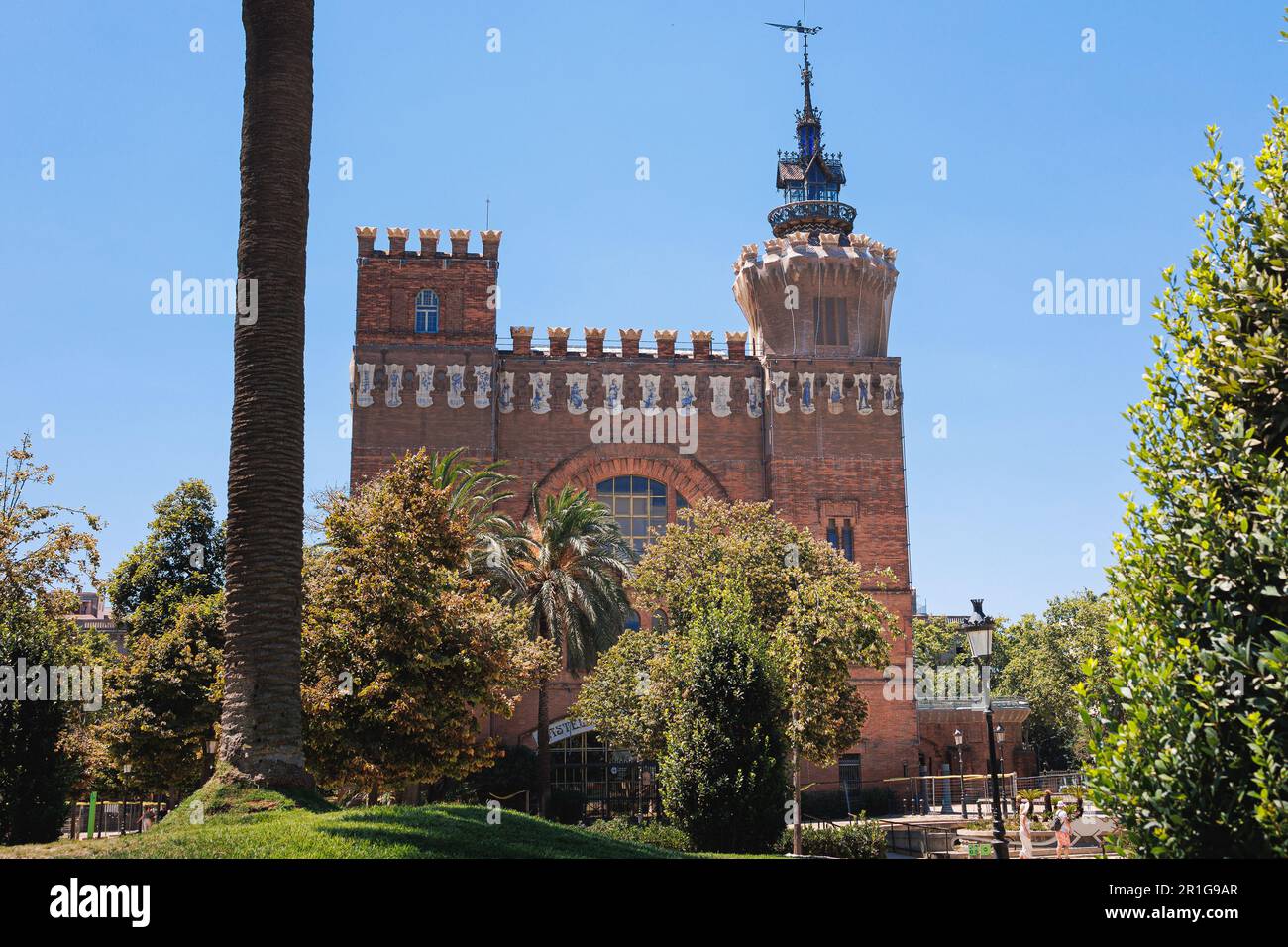 The Castle of the Three Dragons, Barcelona - Spain Stock Photo - Alamy