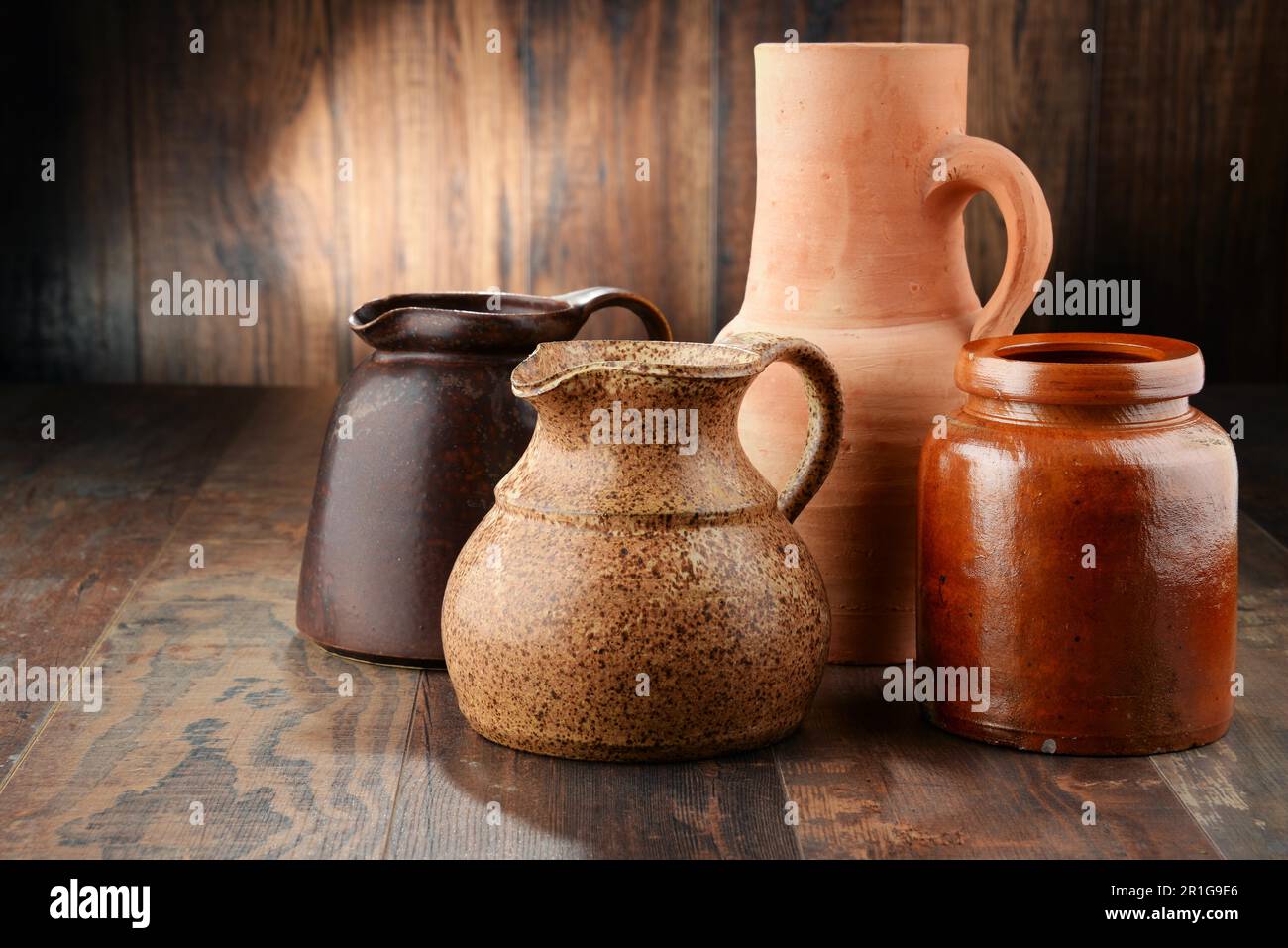 Composition with old pottery. Kitchen dishes Stock Photo - Alamy