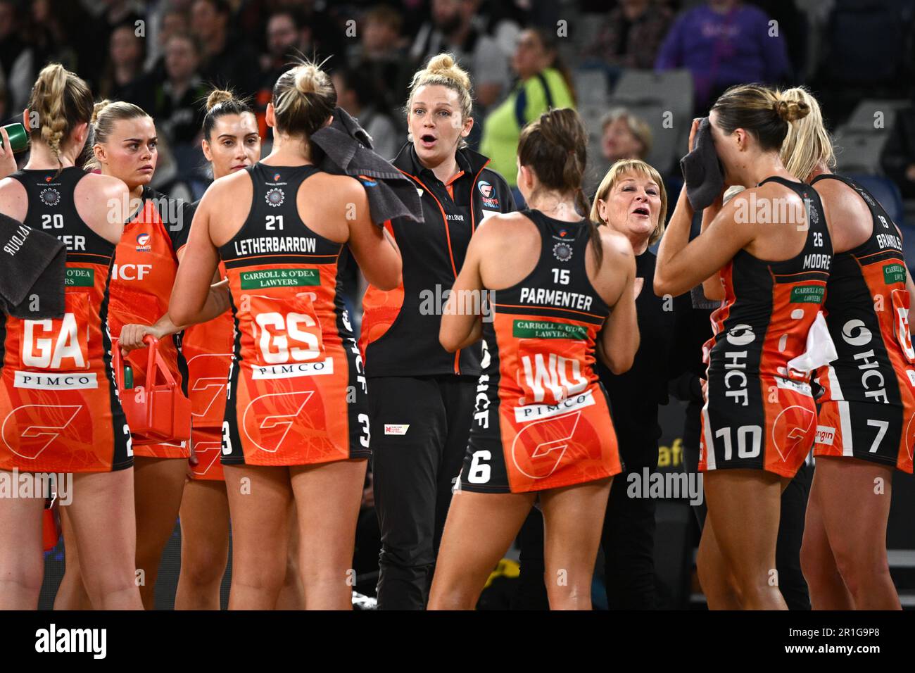 Jo Harten of the Giants (left) and Giants coach Julie Fitzgerald during ...