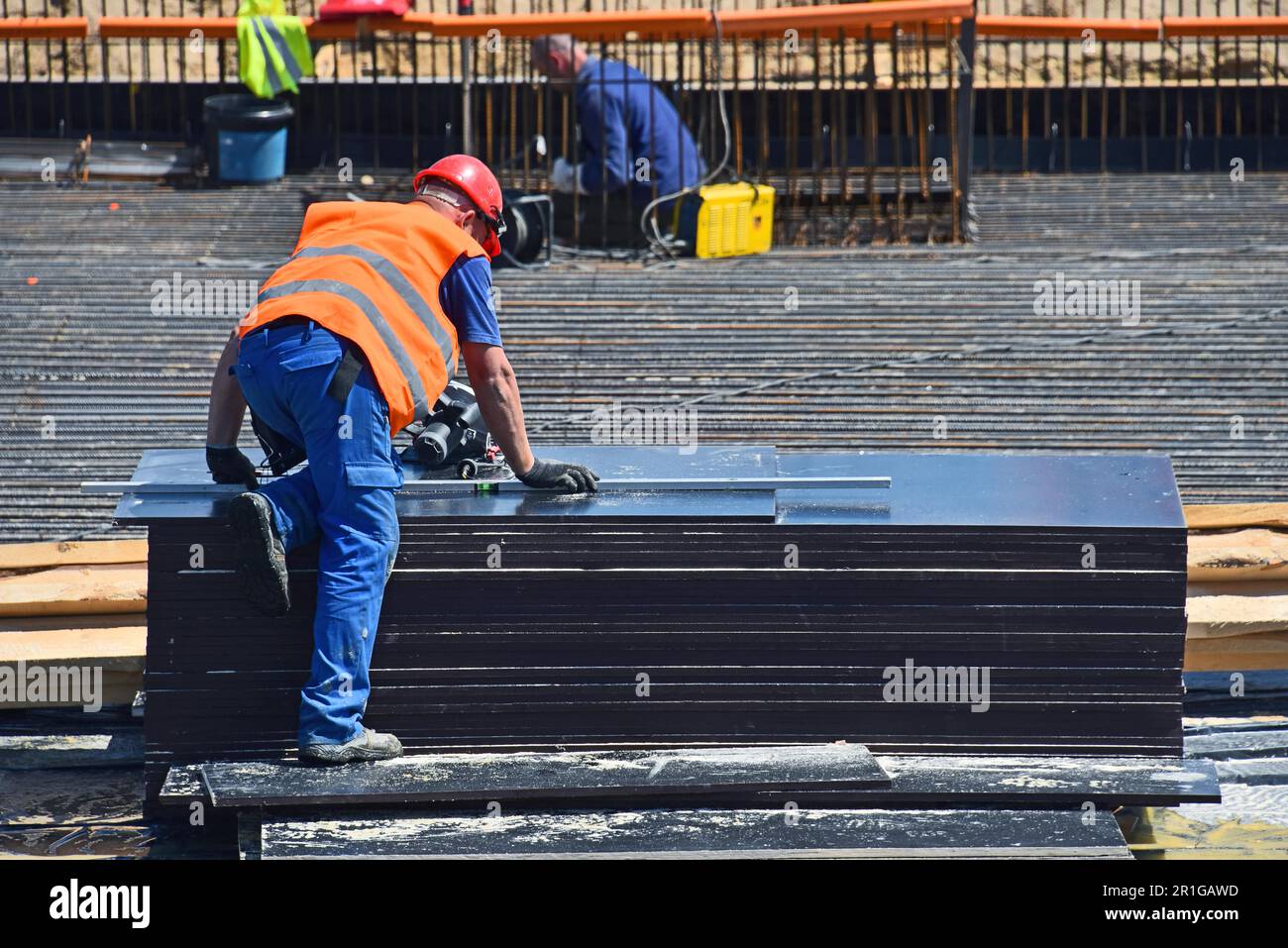 Construction worker at work Stock Photo - Alamy
