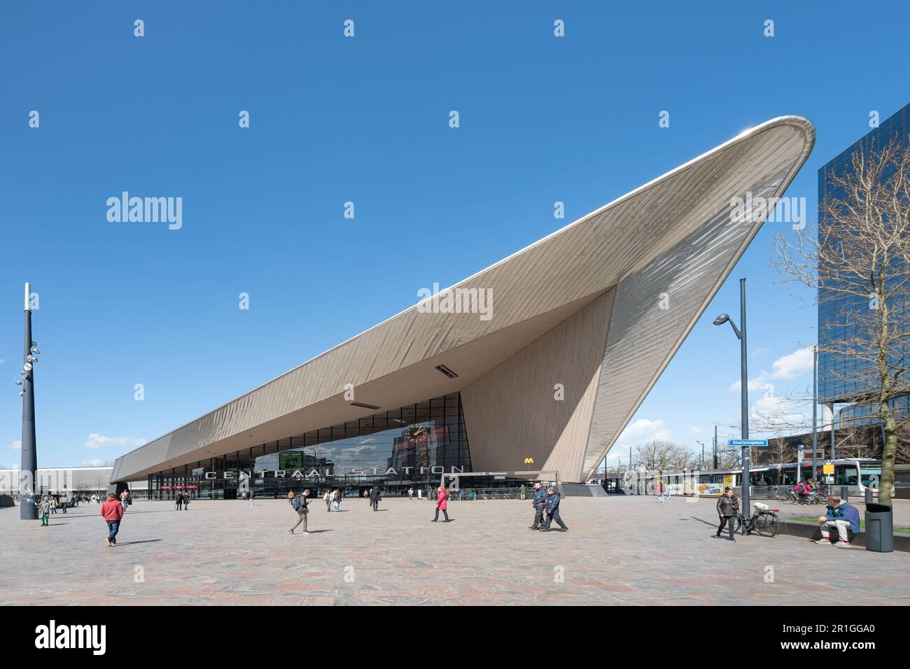 Rotterdam, Netherlands - Centraal railway station by Benthem & Crouwel ...