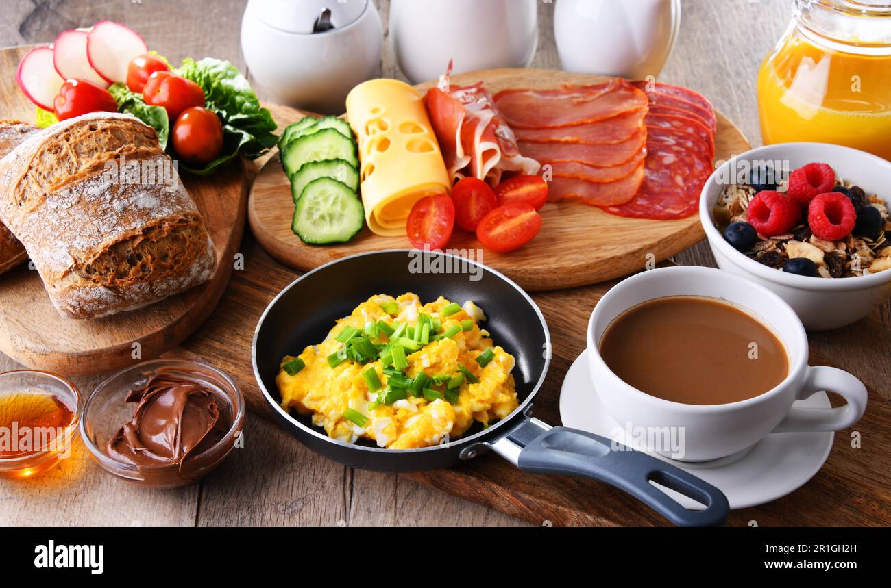 Bread coffee ham hi-res stock photography and images - Alamy