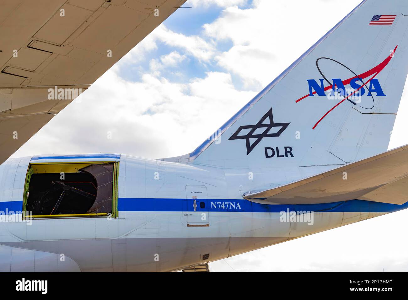 Flying Observatory SOFIA, Boeing 747 SP, SOFIA (Stratospheric Observatory for Infrared Astronomy ...