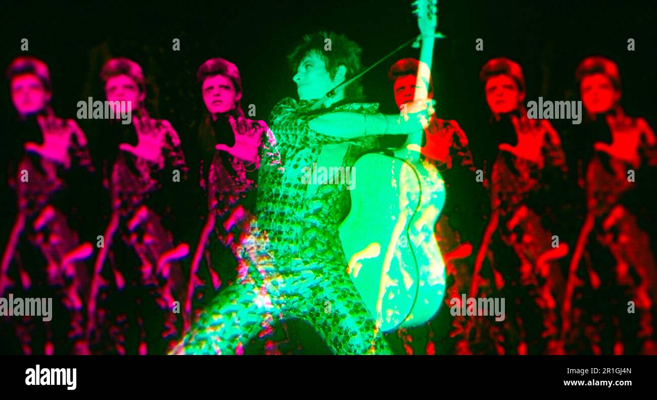 DAVID BOWIE in MOONAGE DAYDREAM (2022), directed by BRETT MORGEN. Credit: Public Road ...