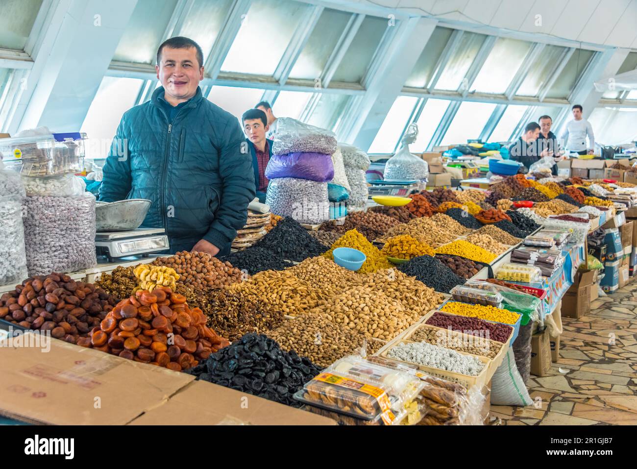 TASHKENT, UZBEKISTAN - APR 27, 2019: Chorsu Bazaar in the center of the old town of Tashkent ...