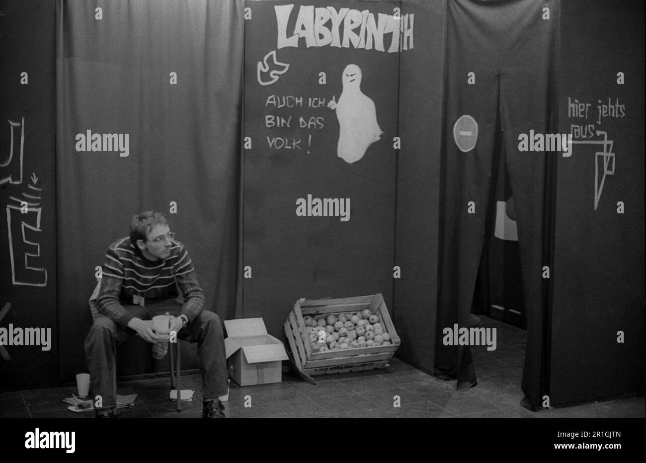 GDR, Berlin, 12.02.1990, Political Festival in the Werner-Seelenbinder ...