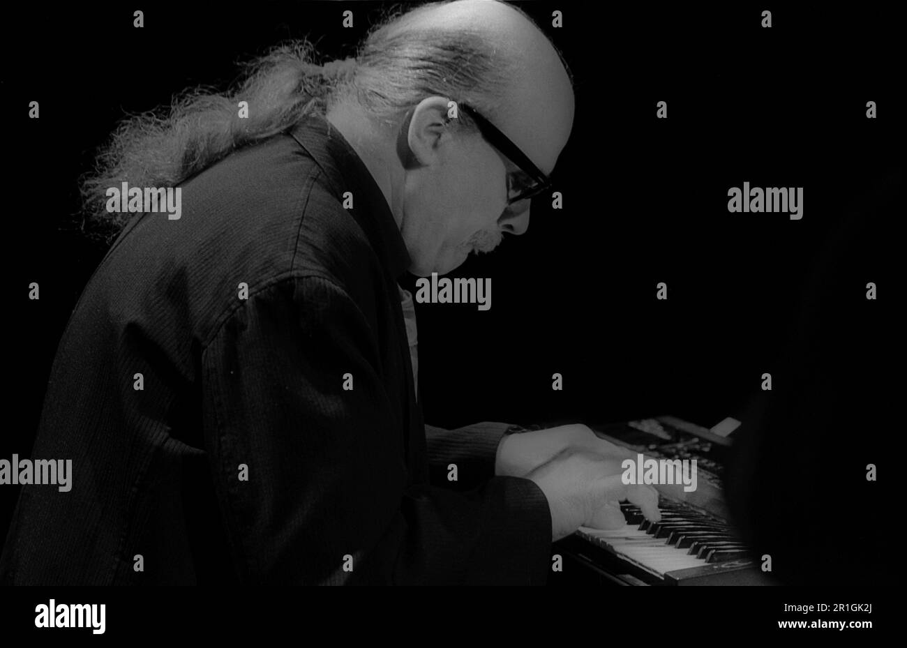 GDR, Berlin, 12.02.1990, Political Festival in the Werner Seelenbinder ...