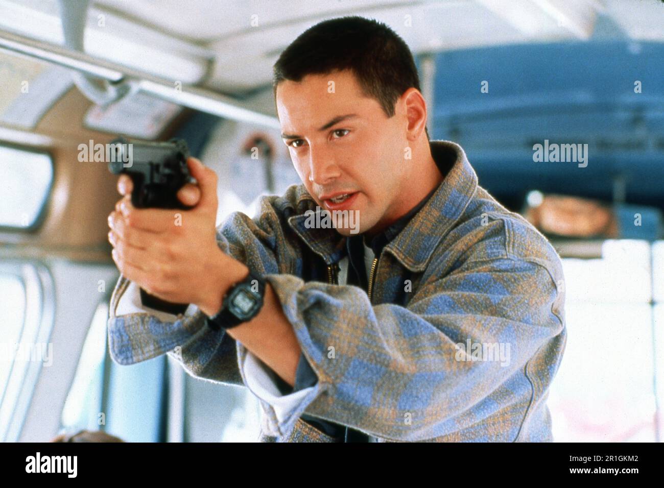 KEANU REEVES in SPEED 1994 director JAN De BONT writer Graham Yost ...