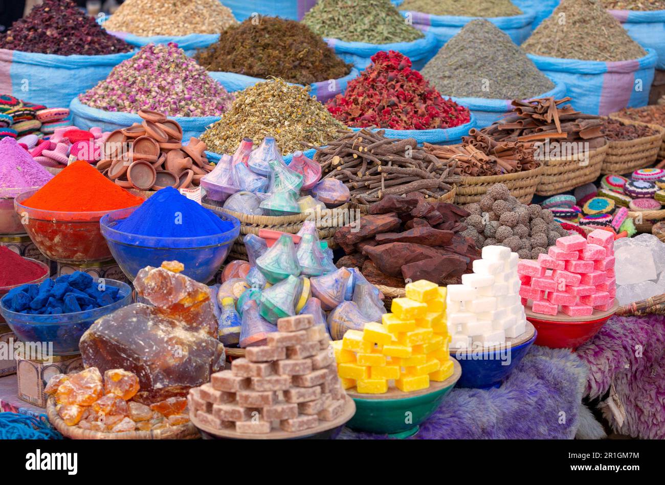 Fair trade shop morocco hi-res stock photography and images - Alamy